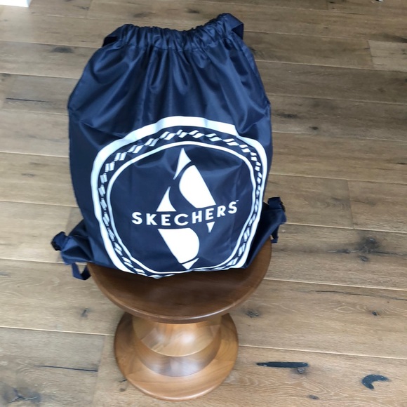 Skechers | Bags | Sketchers Nylon Sling Bag New | Poshmark